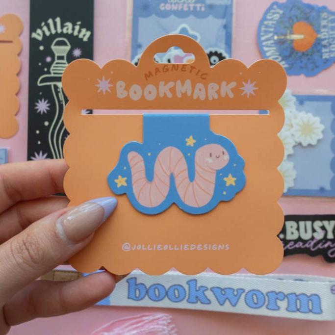 Magnetic Bookmark: Worm – Favourite Things Collective